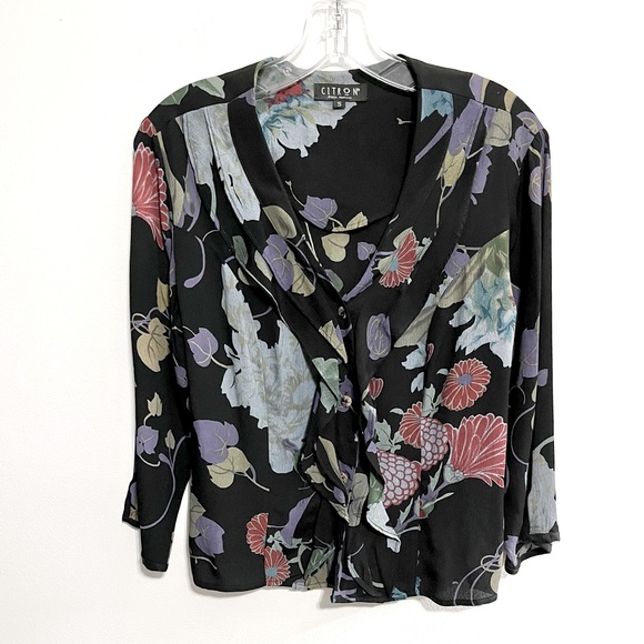 Citron | Tops | Citron Art To Wear Floral Print Top | Poshmark
